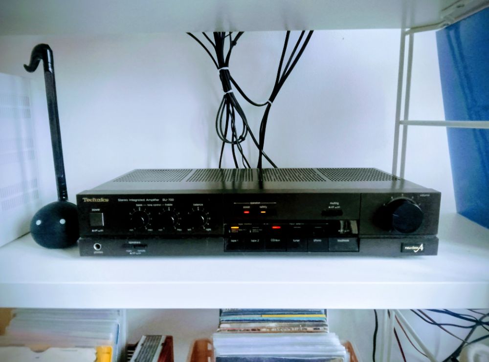 Technics SU 700 solid state integrated amplifier with loudness and tone ...