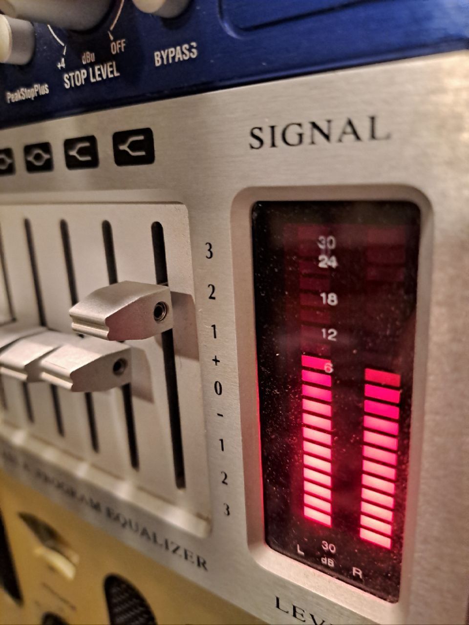 Avalon Design Vt747-Sp NAM Profiles by @12ax7